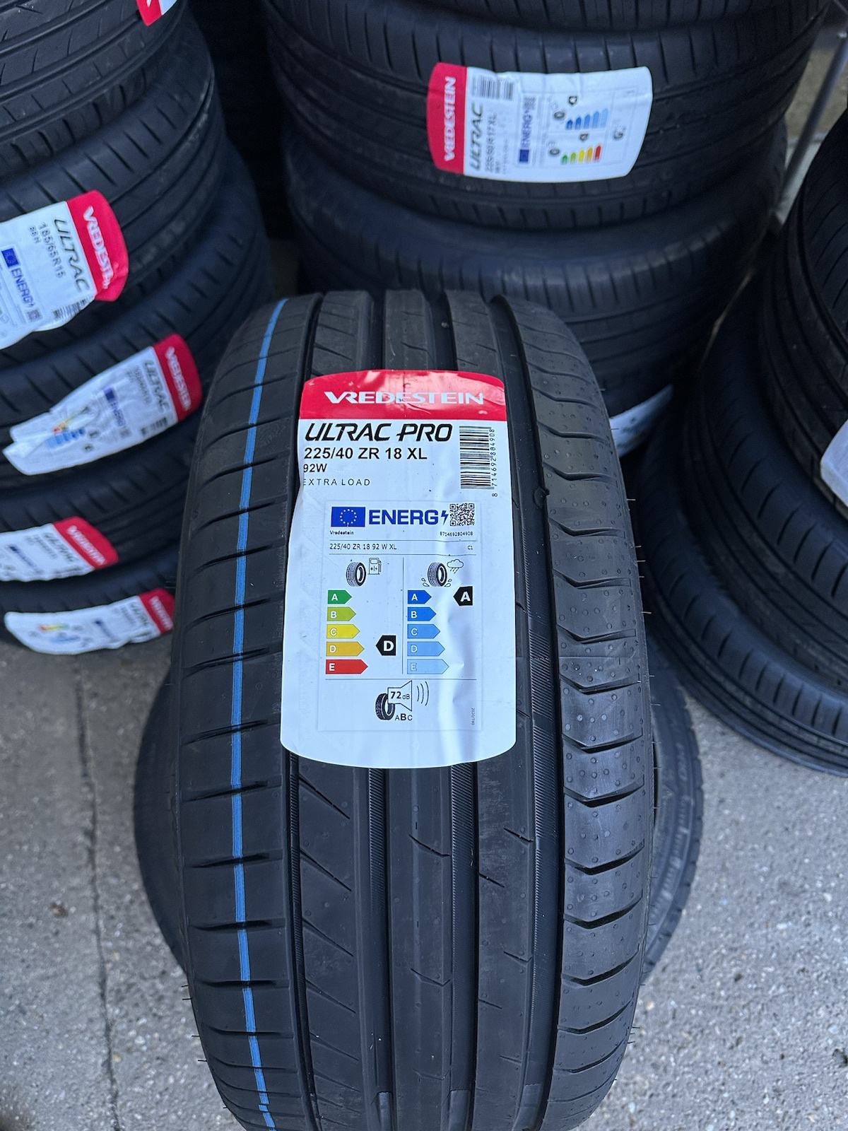 Vredestein 225/40/18 Ultrac PRO, Top ponuda! Novi model, Made in EU!