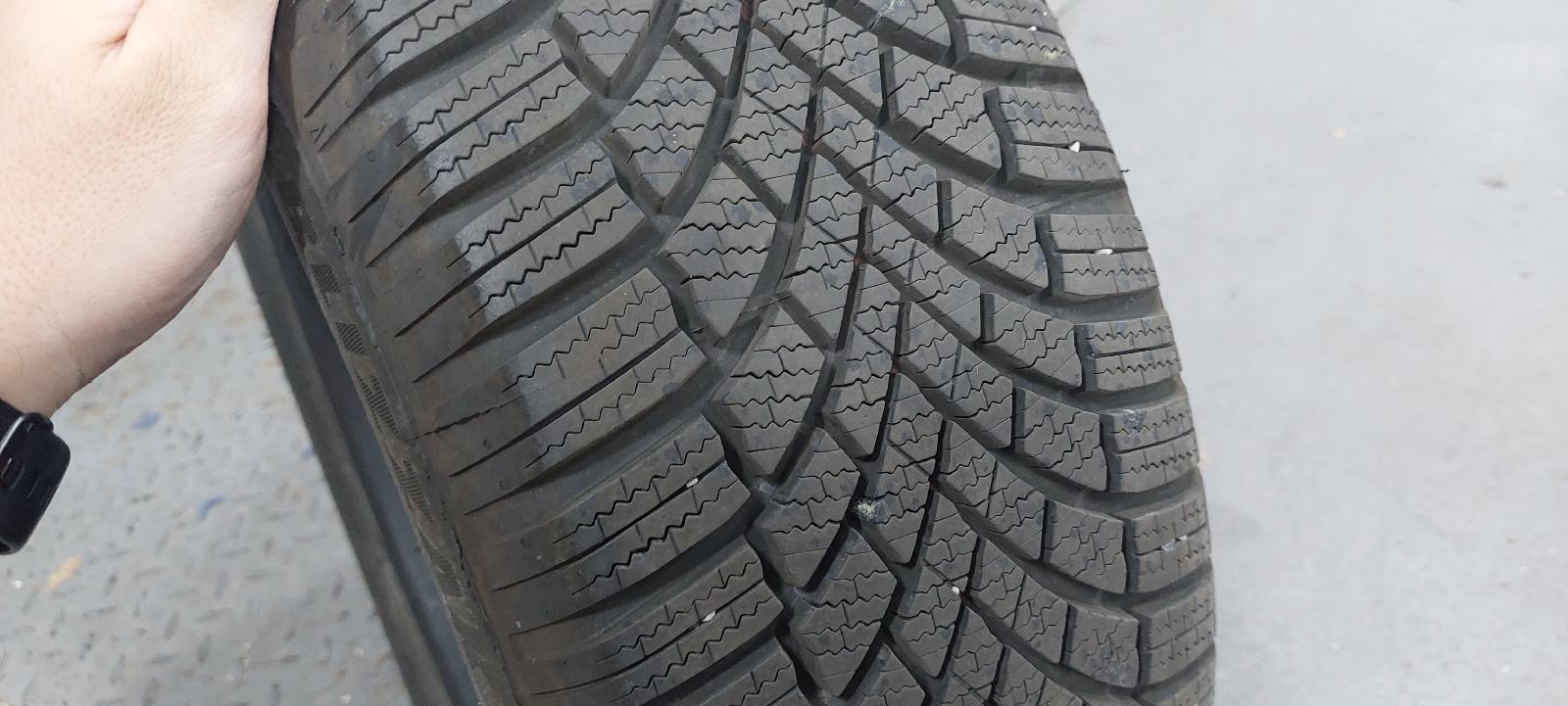 Zimske gume (2 kom) - Bridgestone LM005