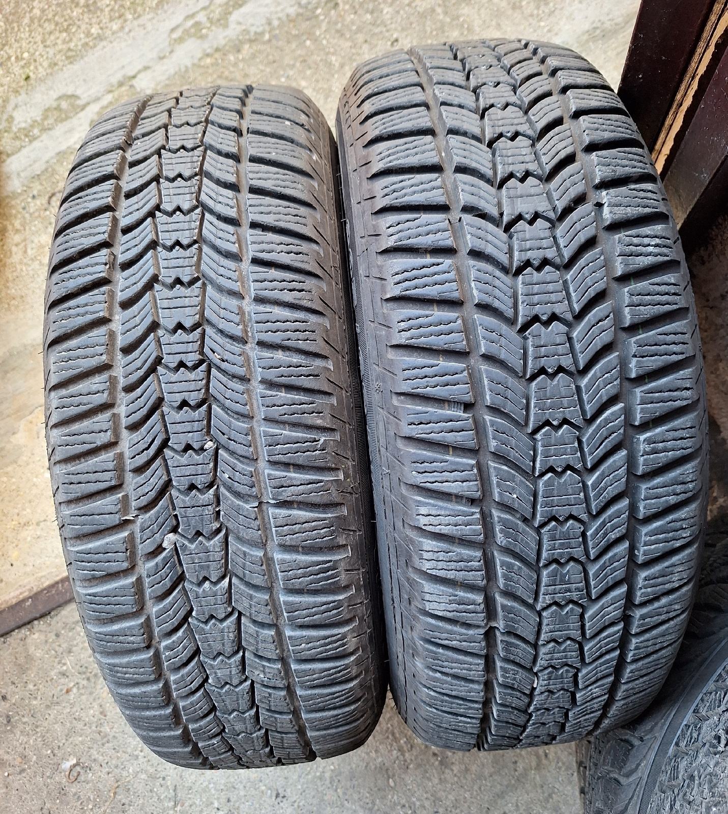 Zimske gume polovne 2komad Sava 205/60/16 kao nove 2 kom