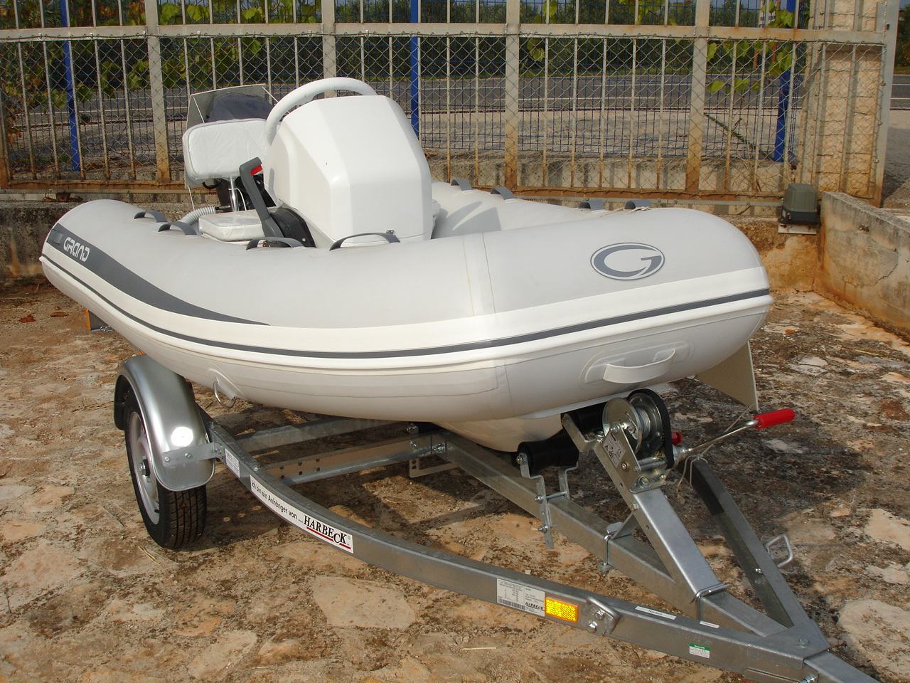 Gumeni čamac GRAND S300LF+YAMAHA F15CES+HARBECK 550U2 ****PRILIKA****