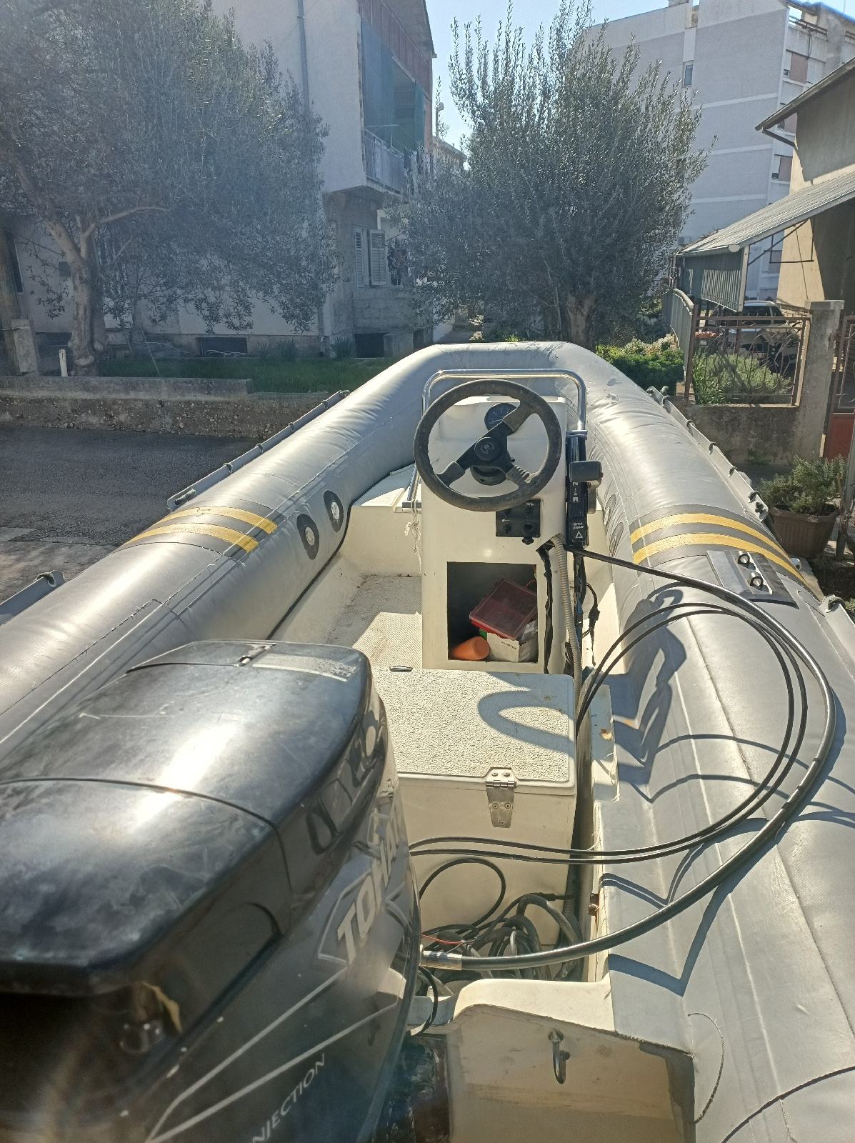 Gumenjak Maestral HF50