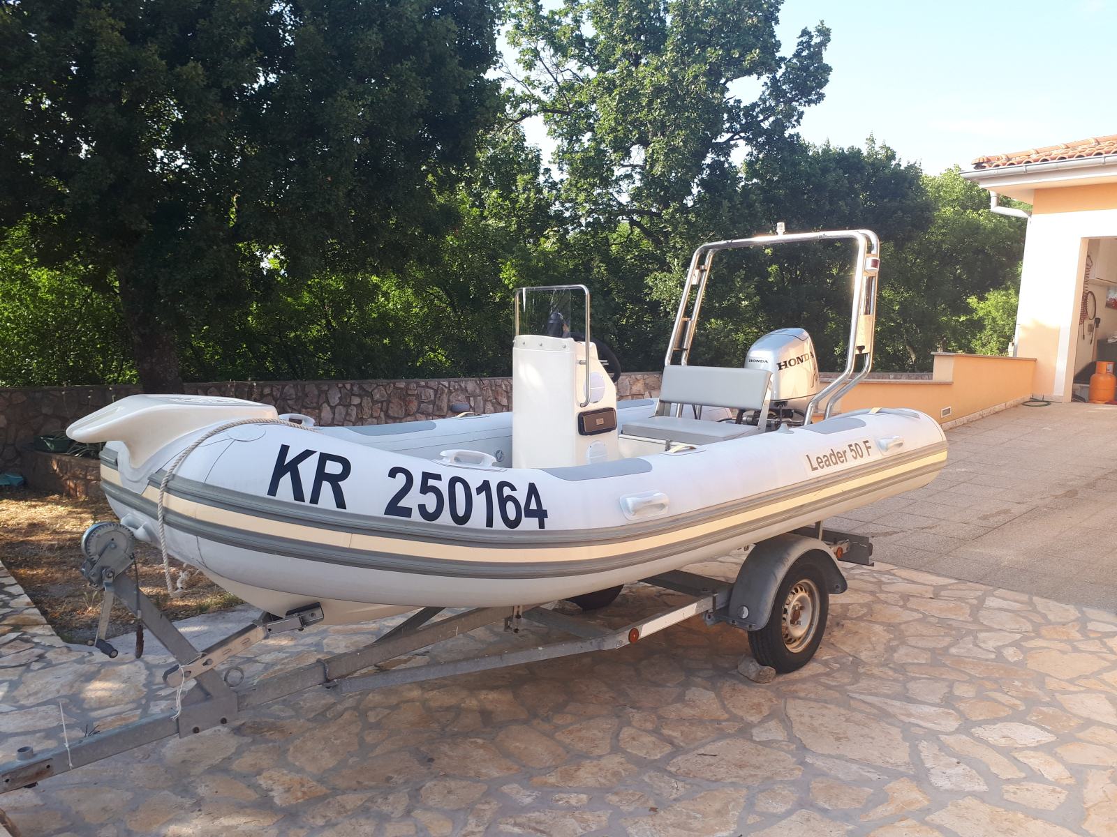 Gumenjak RIS-Maestral 50 + Prikolica