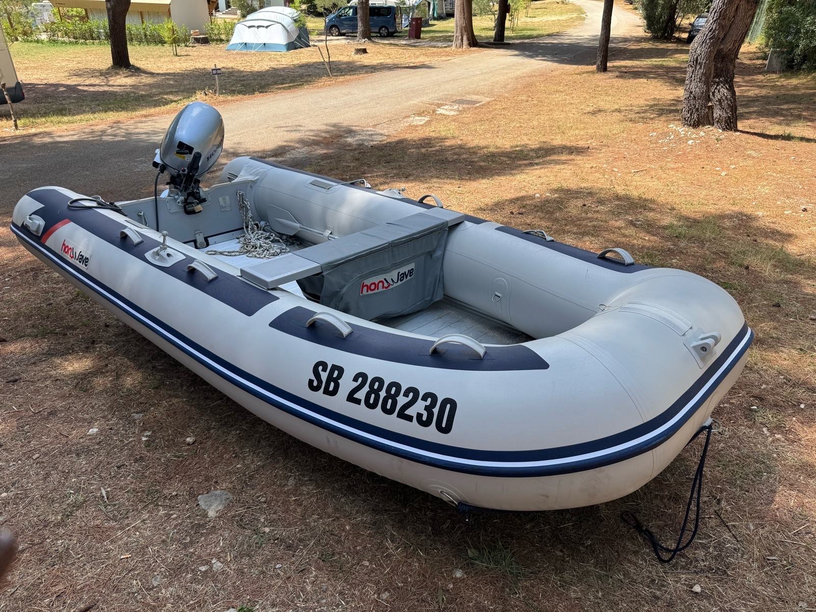 Honda gumenjak Honwave T40