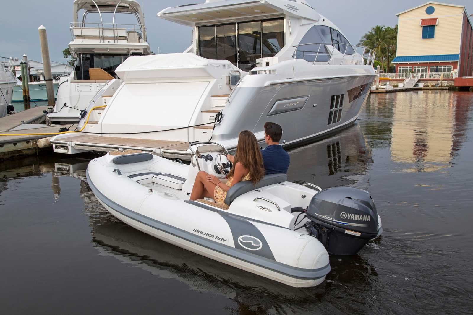 Walker Bay Generation 360 DLX white/carbon