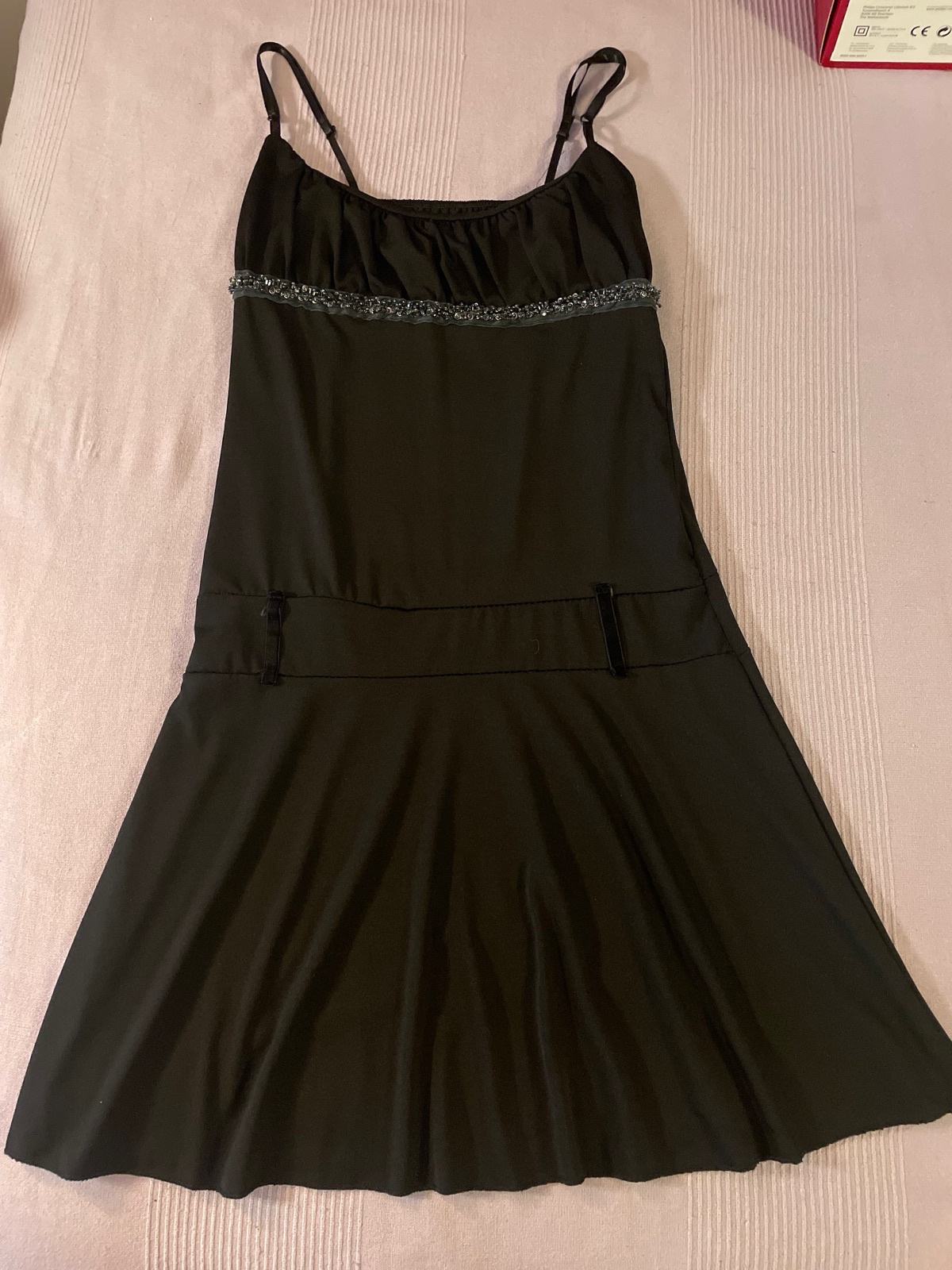 Crna elegantna haljina (38)