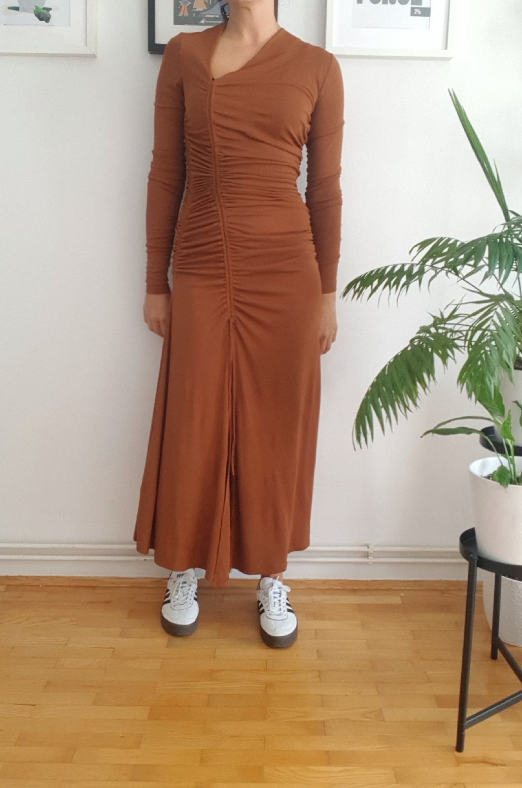 Mango midi haljina