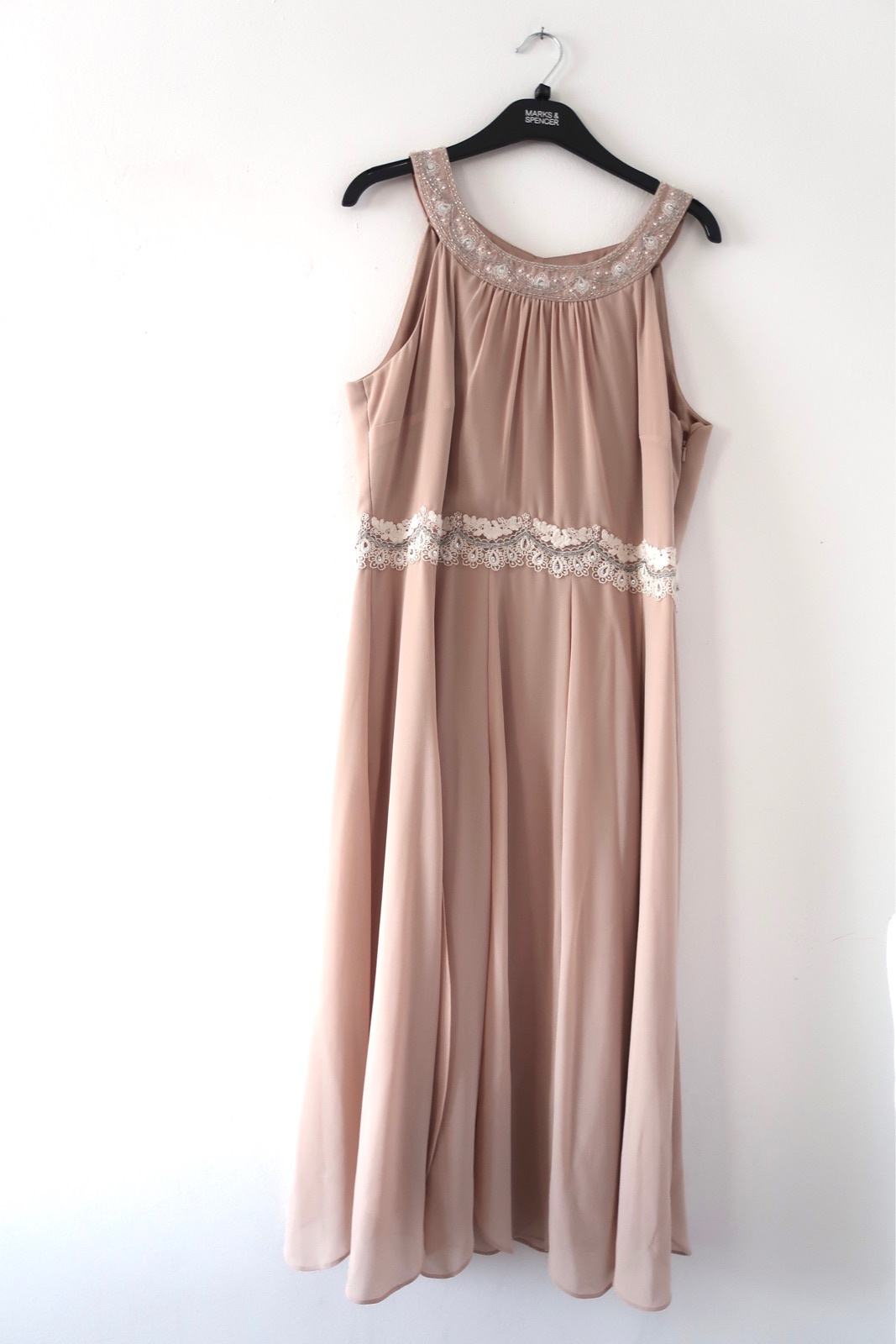 Nova svečana Monsoon haljina 42