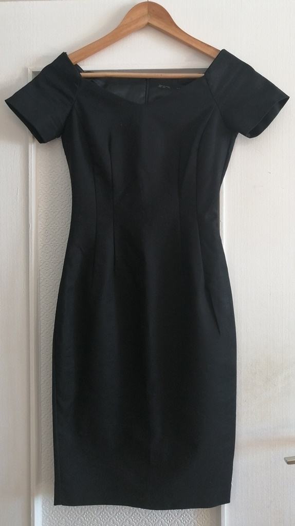 Zara ženstvena haljina