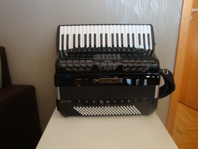 ARMANDO BUGARI ARTIST