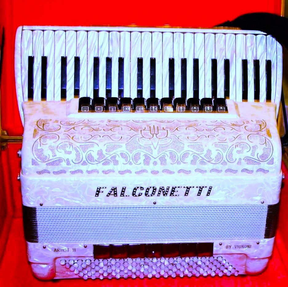 Falconetti Artist ll by Vignoni 120bas 11+M+6 reg 4/5-glasna