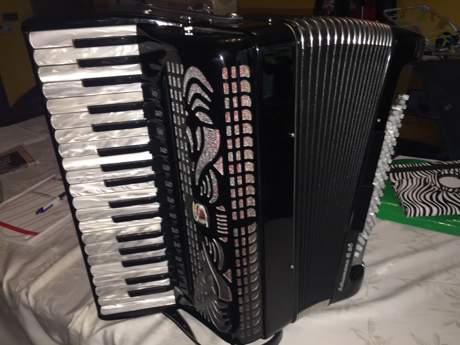 harmonika siva-figli