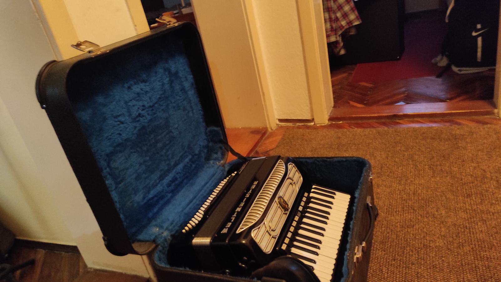 Weltmeister Supita 2+2