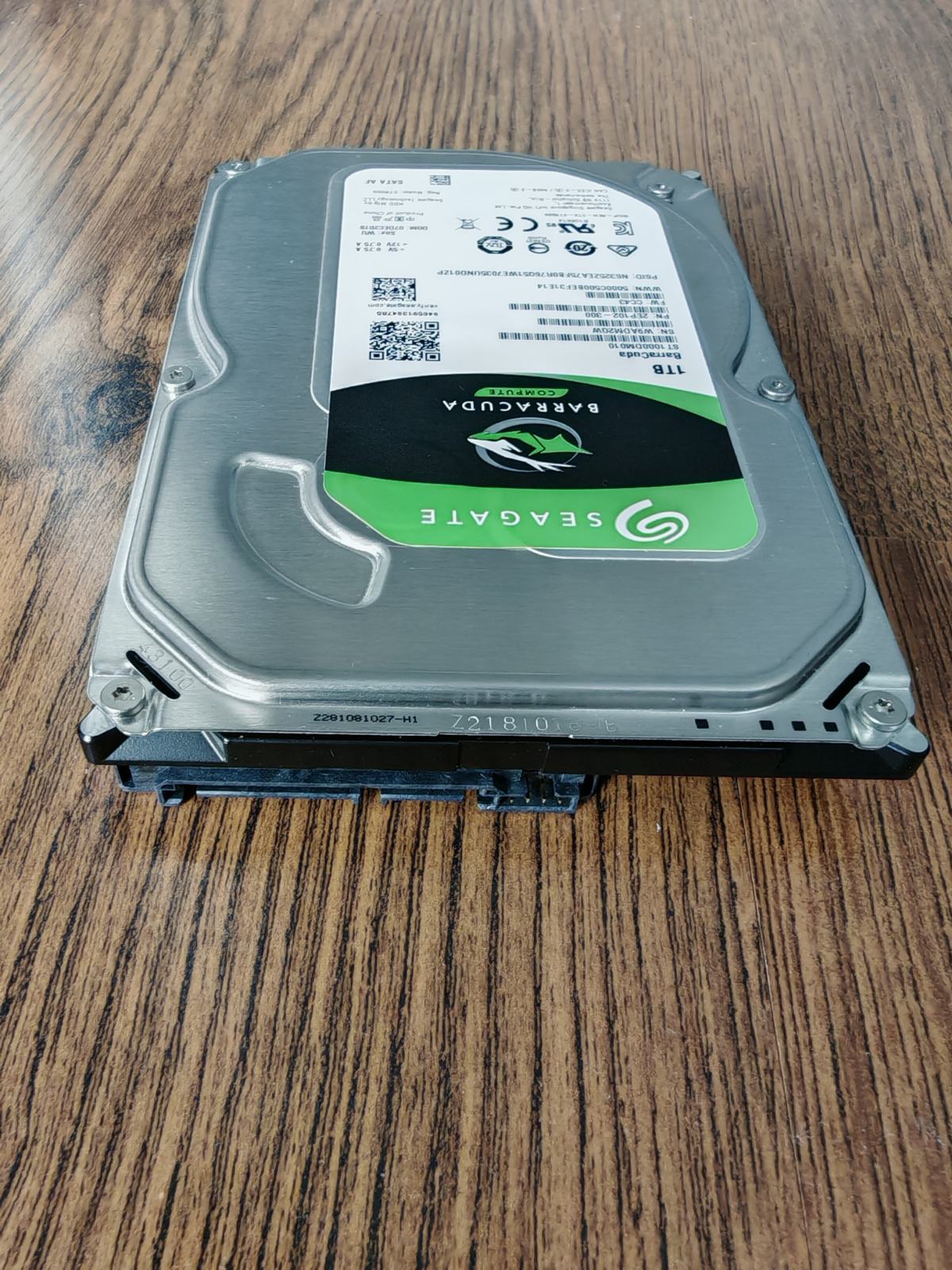 Hard Drive Seagate Barracuda 1TB Internal, 3.5 Inch SATA 6 Gb/s, novo.