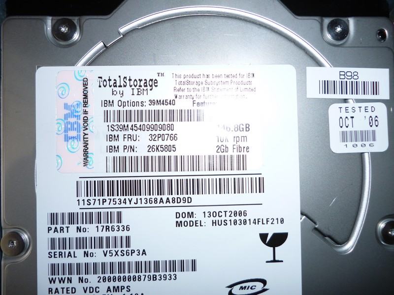 IBM FC 146 Gb server disk - hot swap - 39M4540