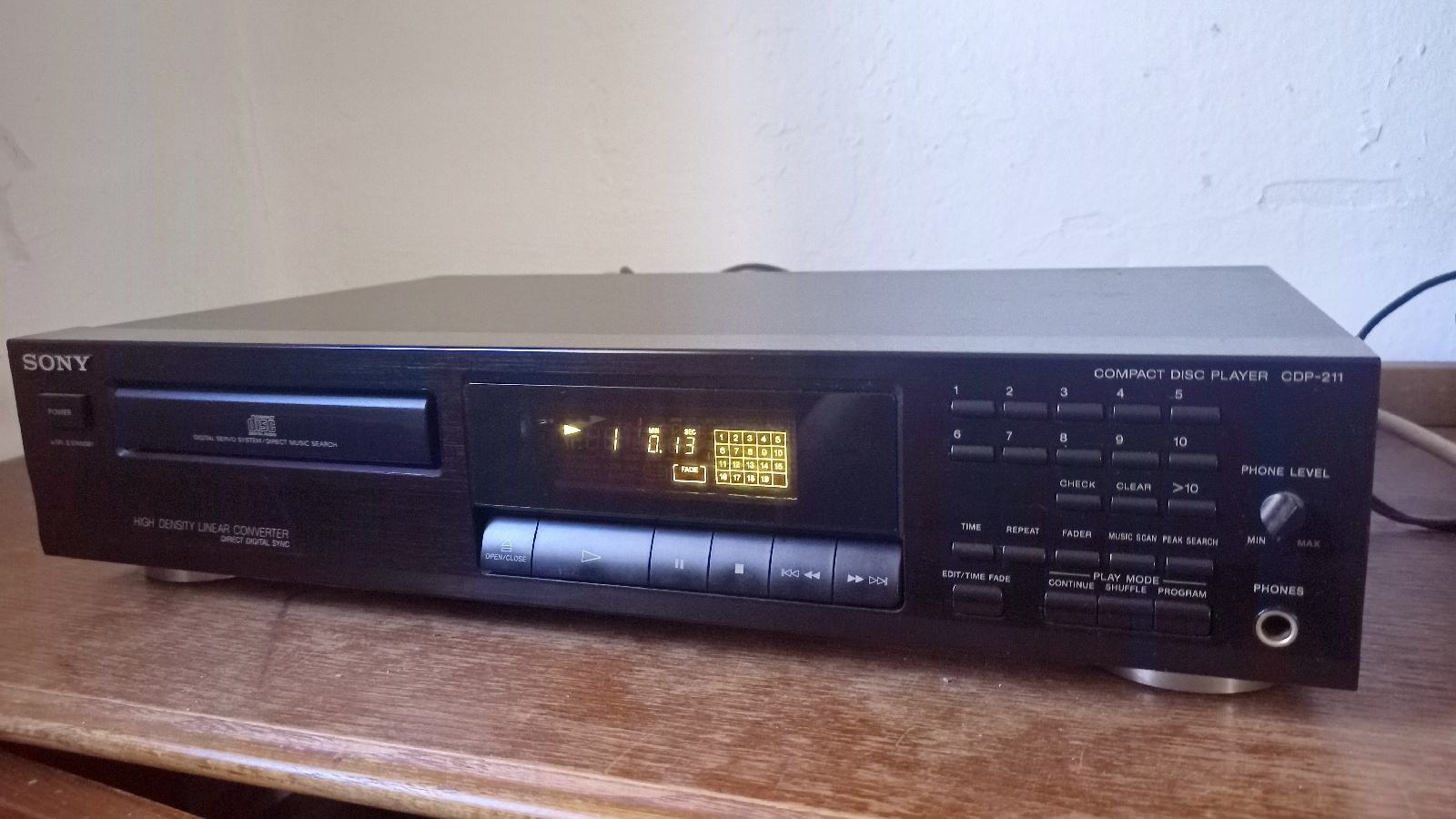 CD player Sony CDP-211