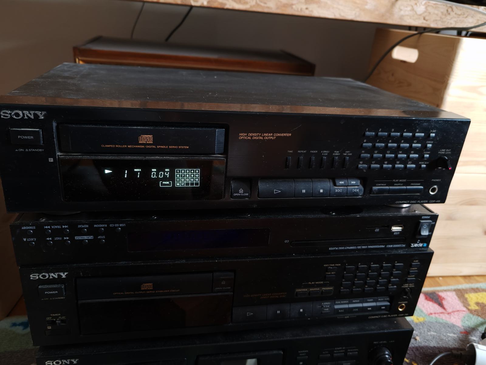 Cd player sony cdp-415, ispravan, čita sve