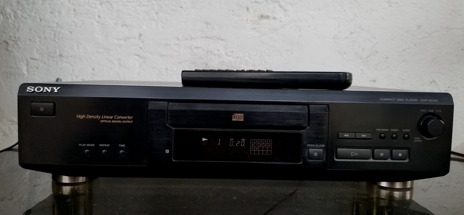 CD player Sony CDP XE 330