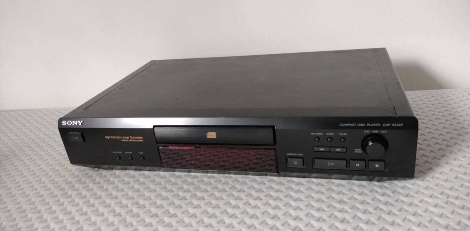 CD player SONY komponenta