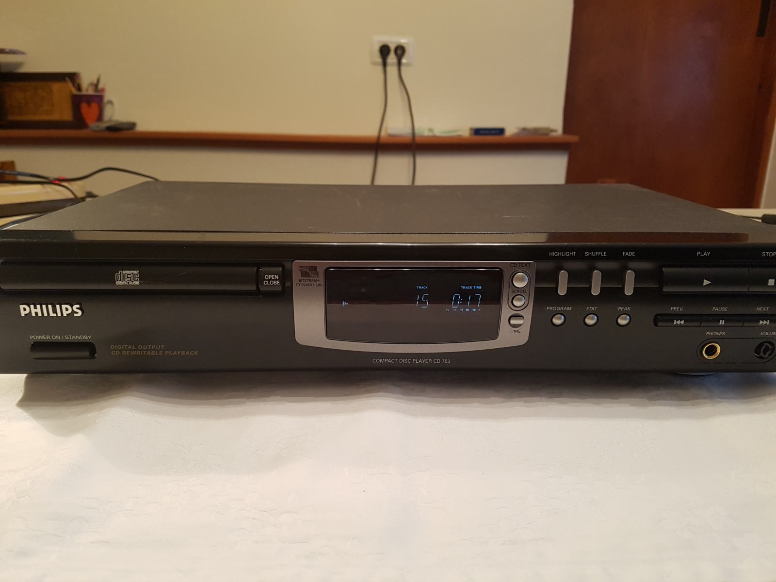 Philips CD 753