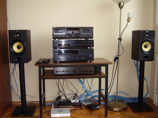 HI-FI