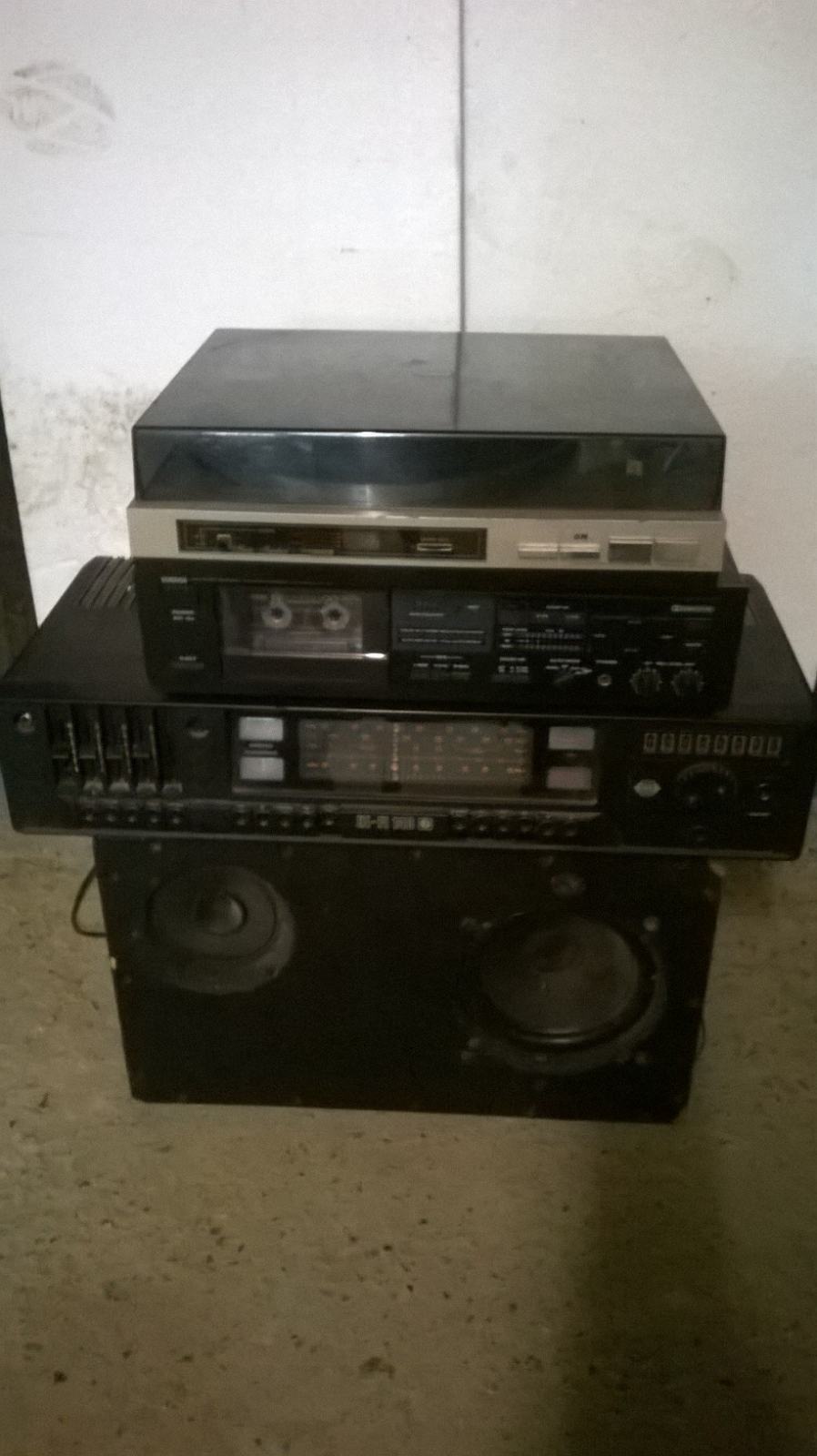 HSR-140 risiver- ei NIŠ ,GRAMOFON FICHER MT-38, YAMAHA Deck K 07