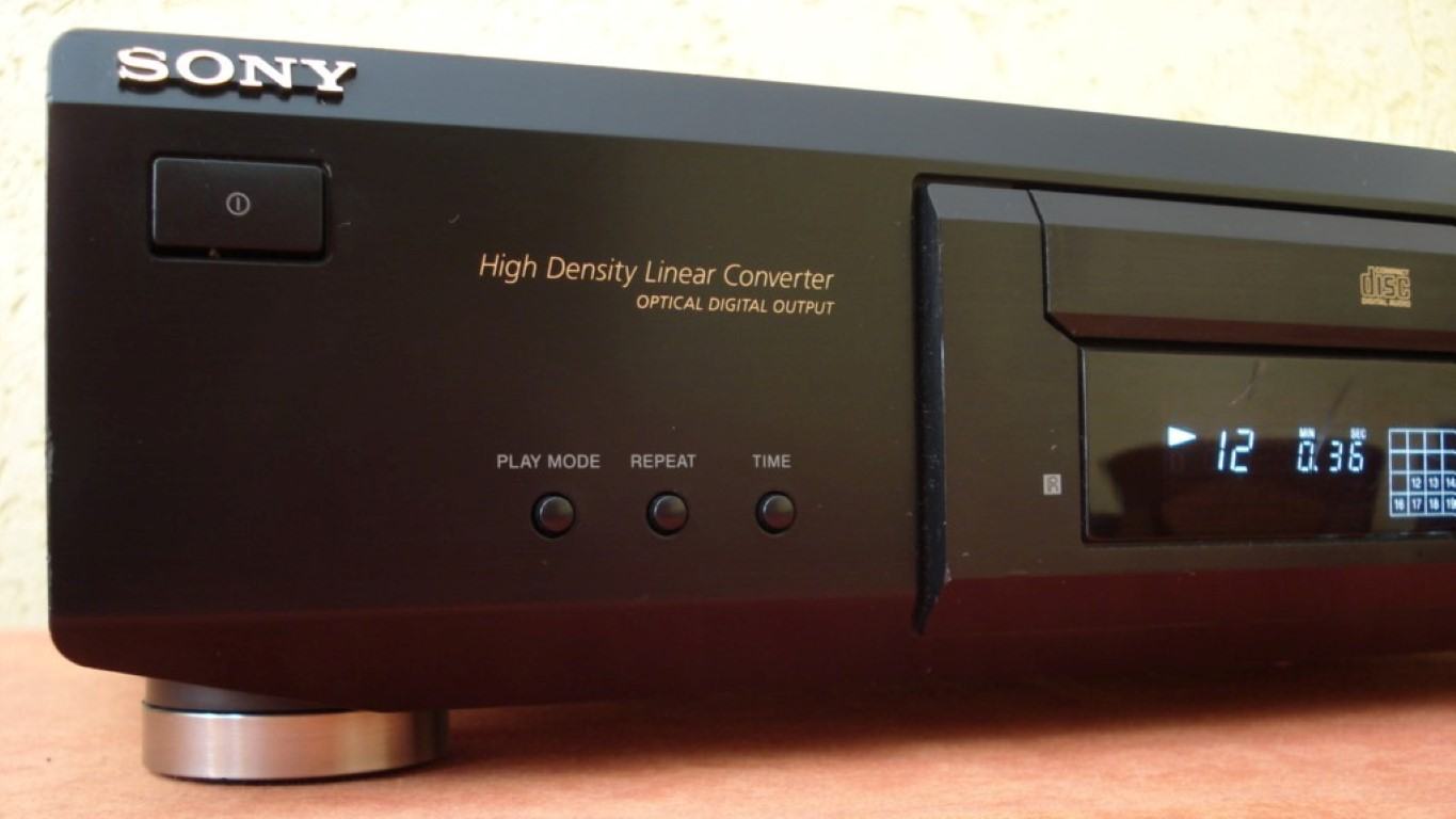 Sony CD Player CDP-XE330