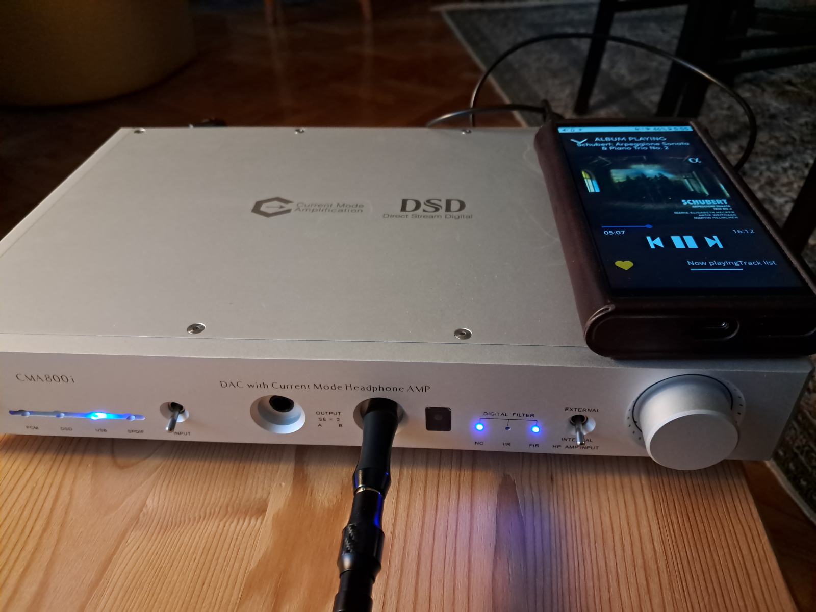 Questyle MCA 800 i High end DAC