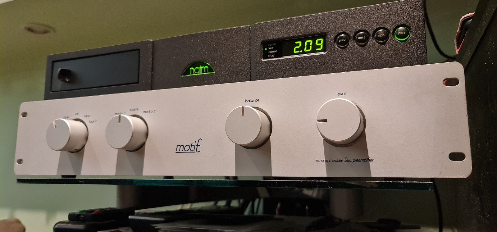 Conrad-Johnson Motif MC 9