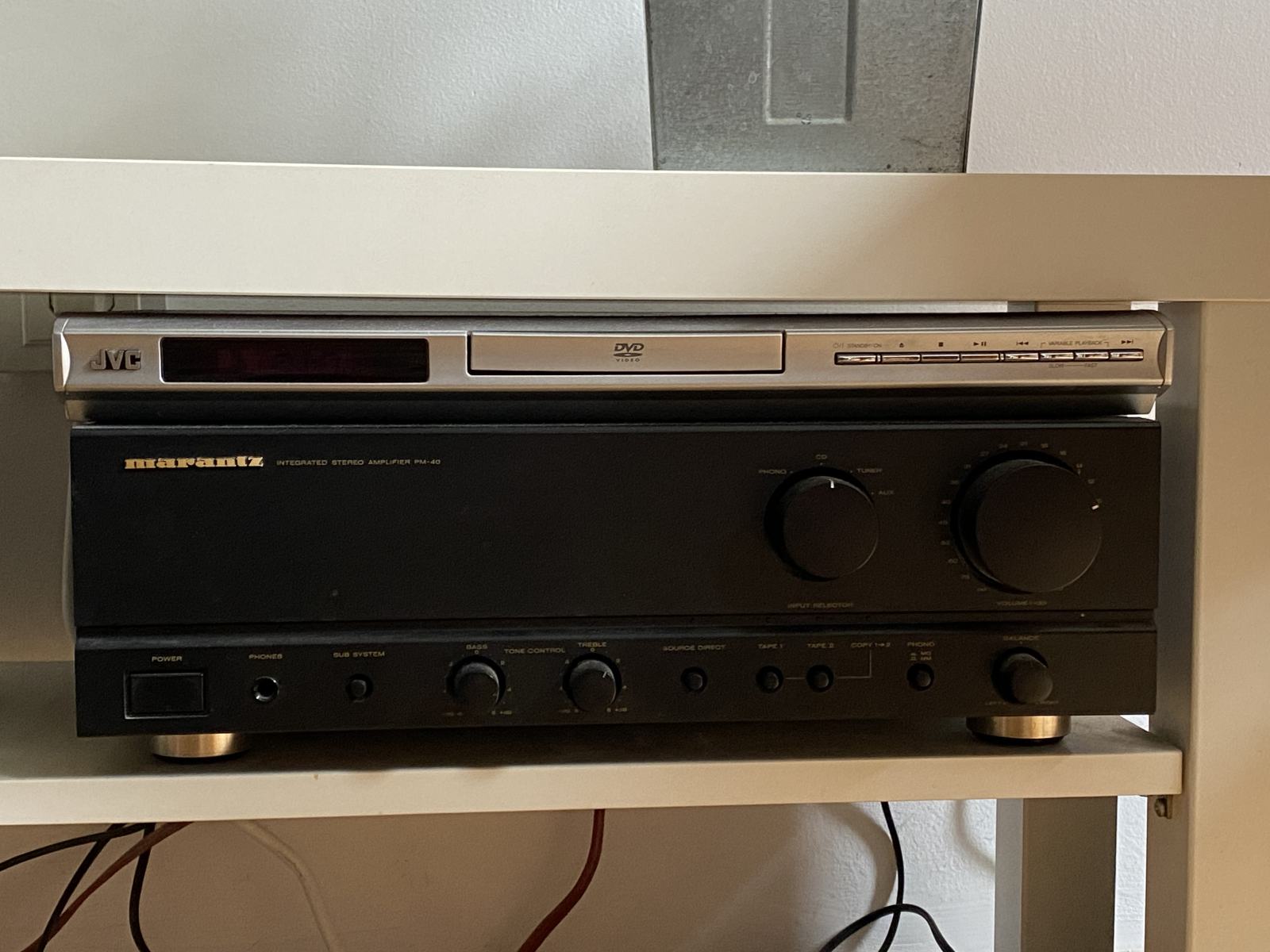 Marantz PM-40 + 2x Sony SS-CE35HD + JVC player