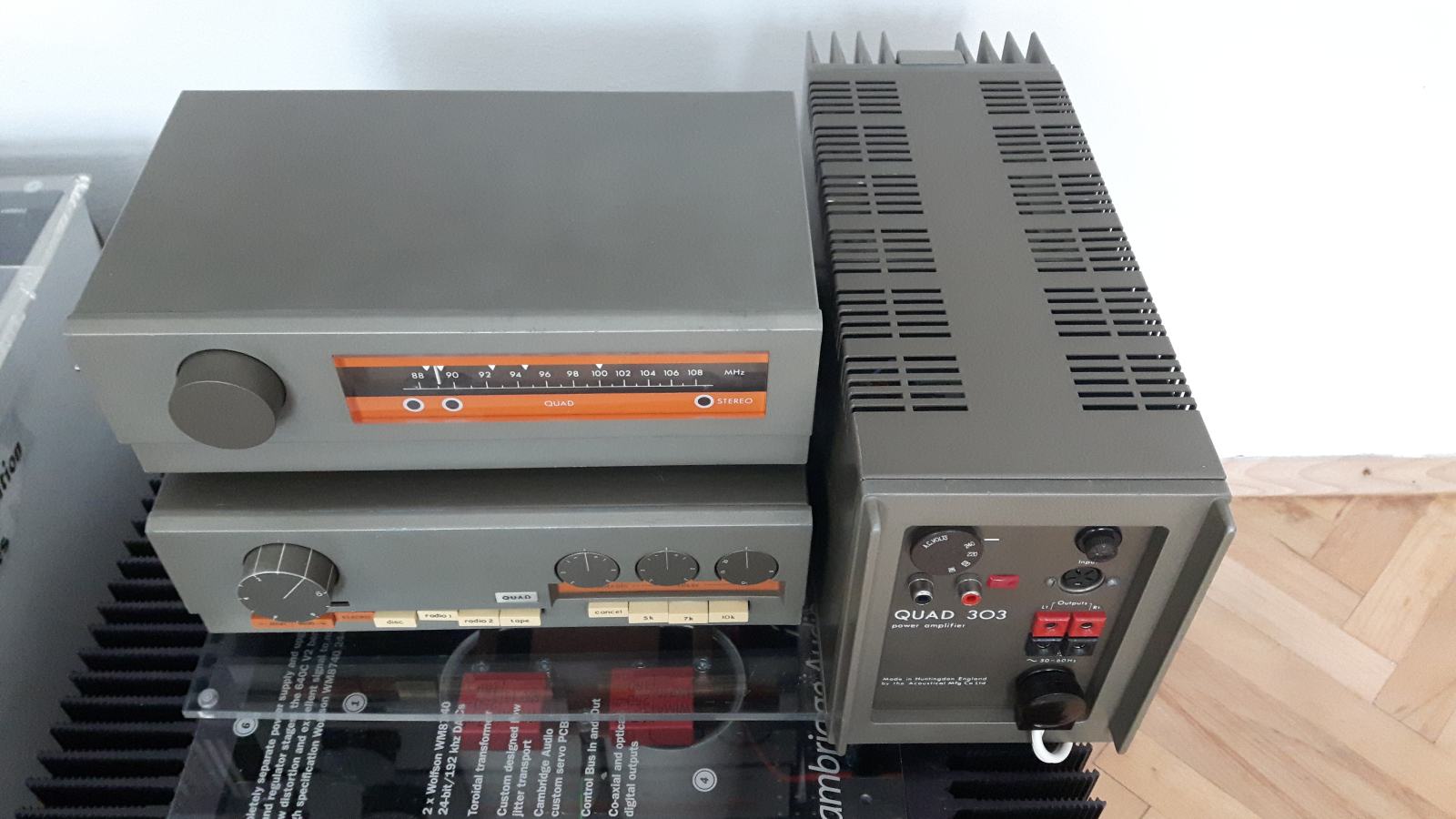 Quad 33 preamp + 303 power amp + FM 3 tuner + KEF - Kit 1