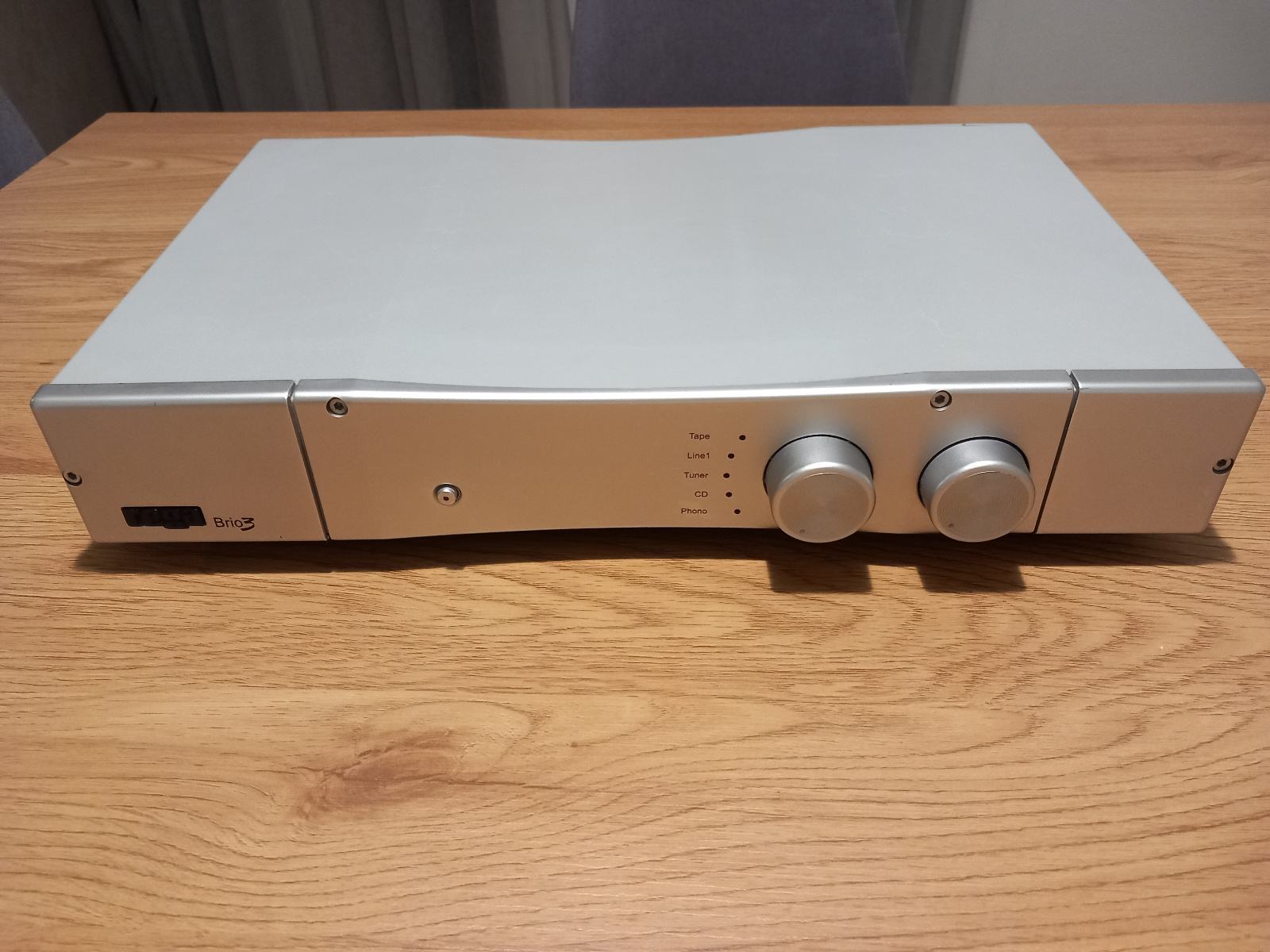 Rega Brio 3