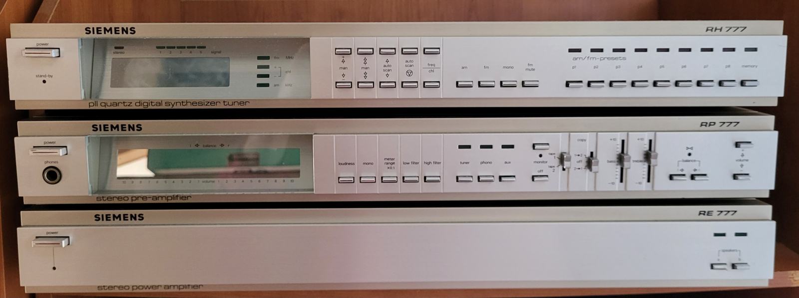 Siemens stereo system 777 RE RH RP