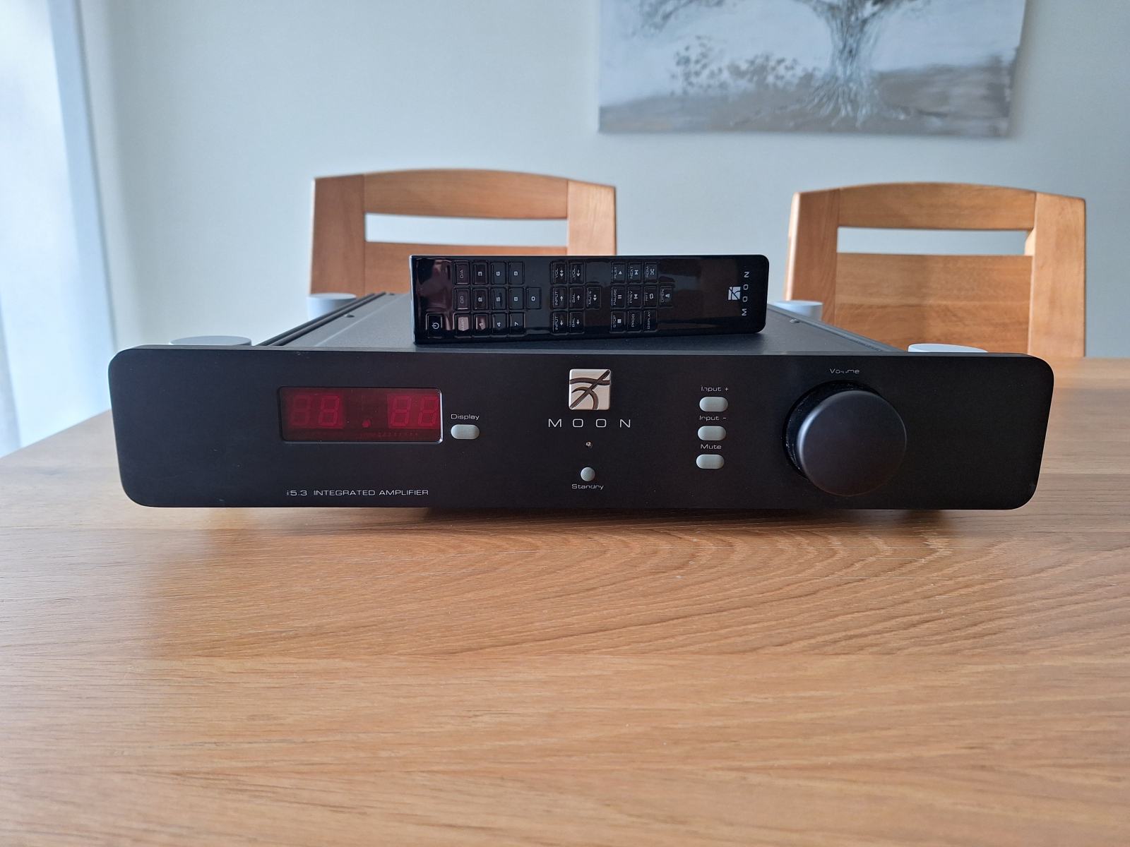 SIMAUDIO MOON i5.3 vrhunsko integrirano pojačalo, ZAMJENA