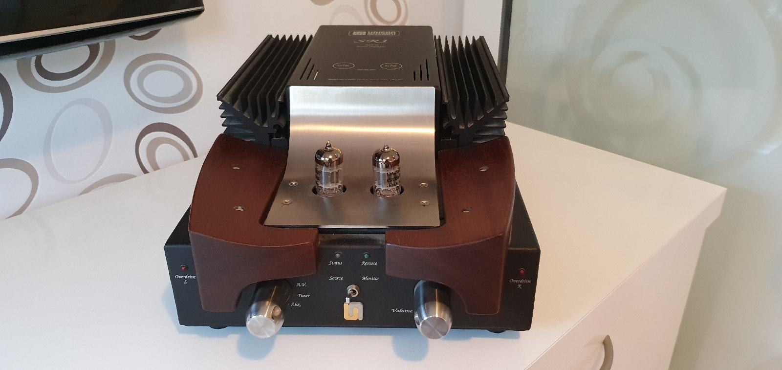 Unison Researsh SR1 integrirano pojacalo