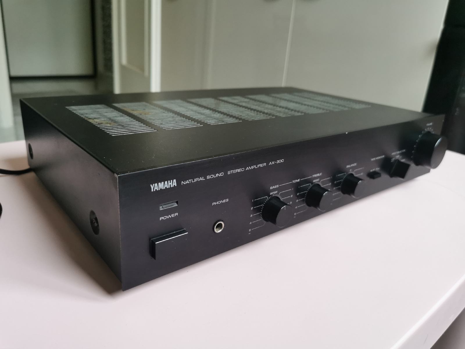 Yamaha pojačalo ax 300