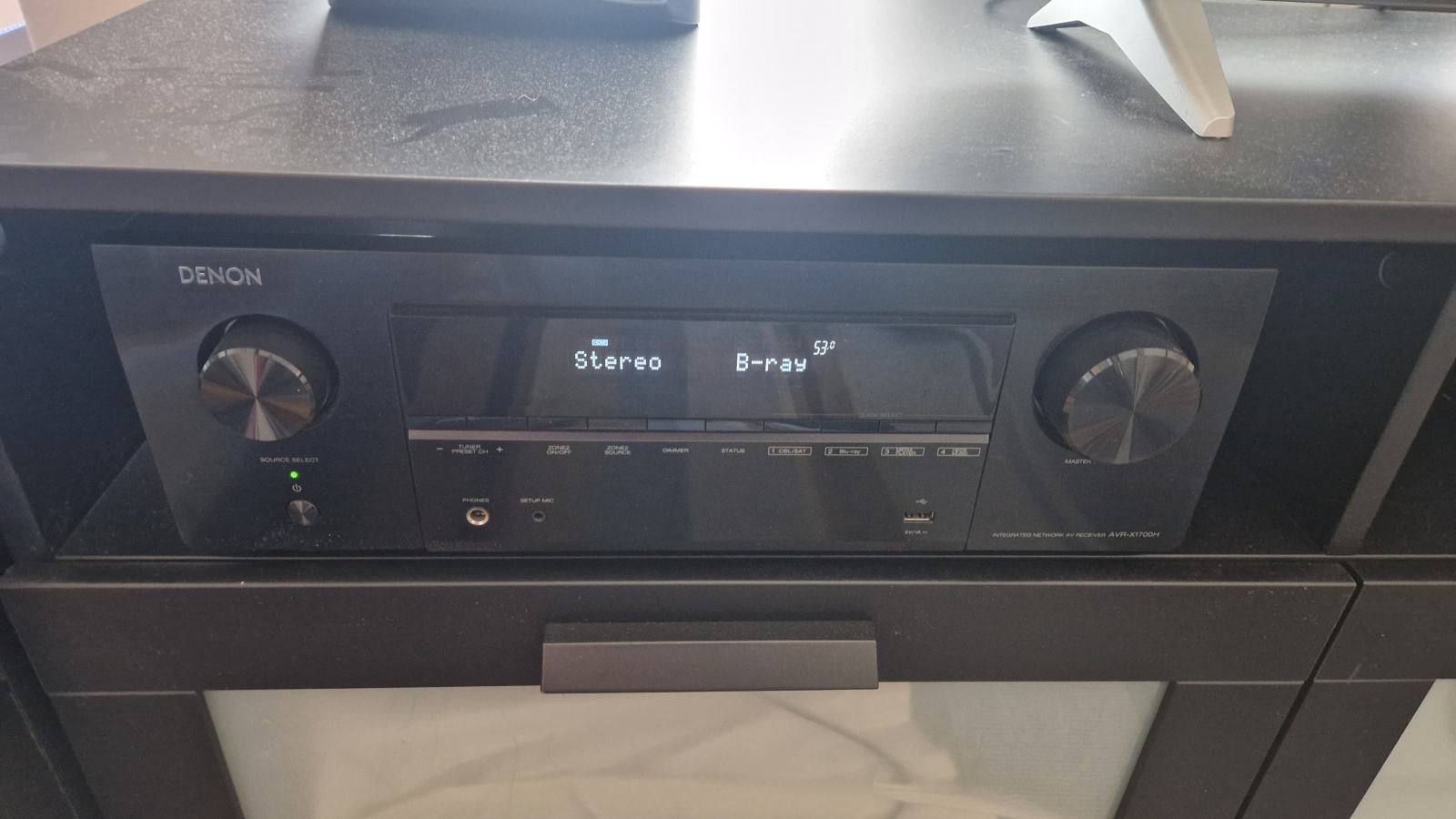 Denon AVR-X1700H receiver, kao nov, pod garancijom do 11/2025