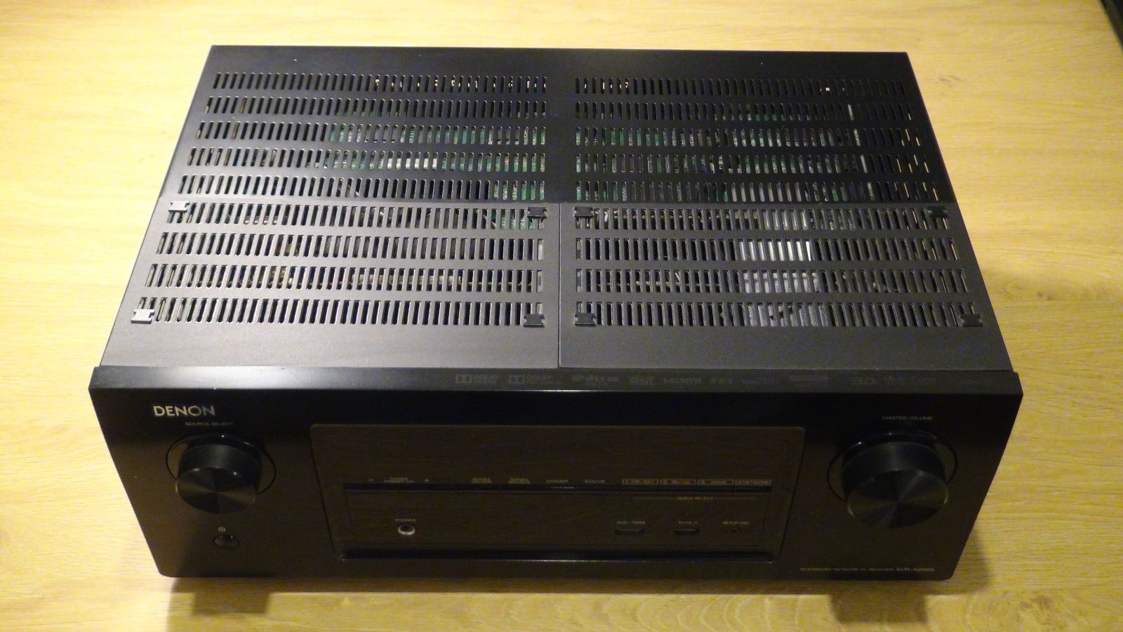 Denon AVR-x2000 receiver, 7 kanala x 150W, crni