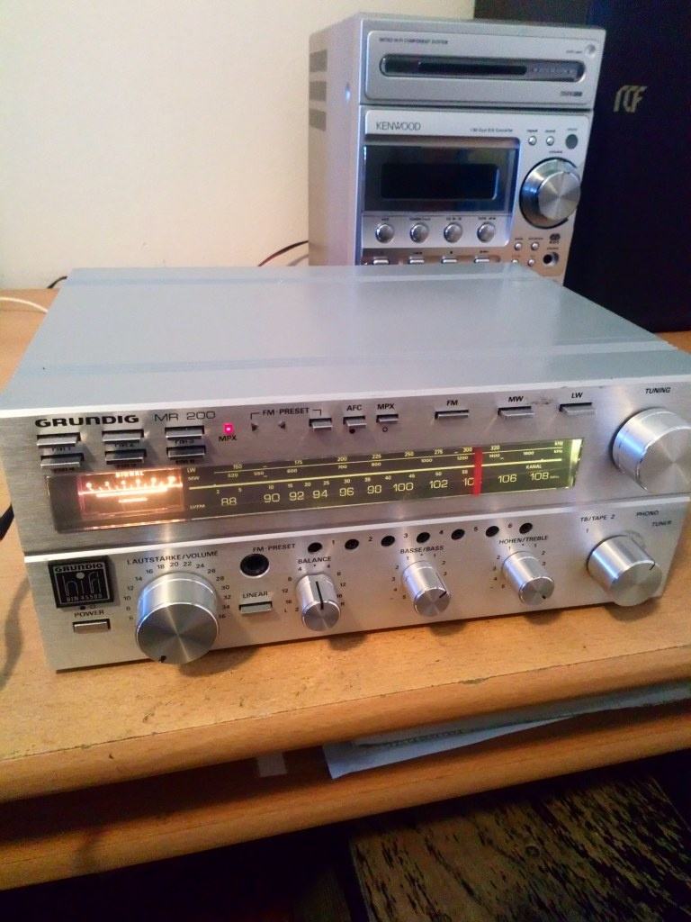 GRUNDIG MR 200