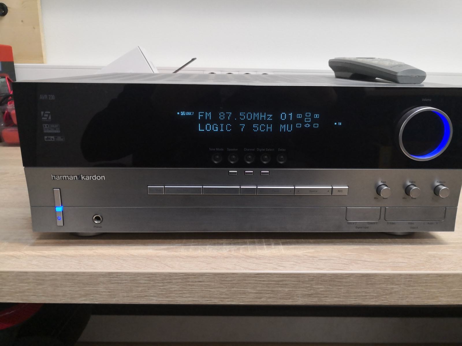 Harman Kardon AVR 230