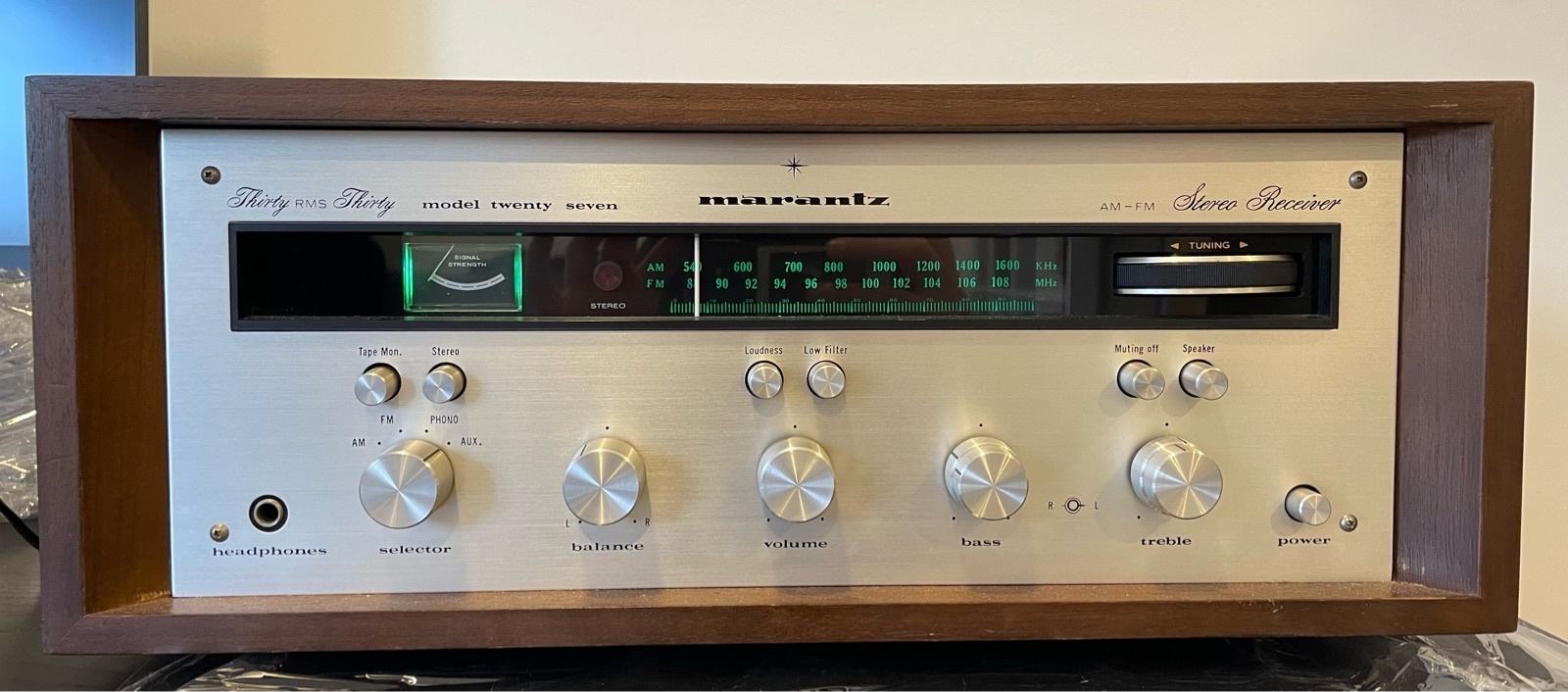 Marantz Model 27 AM/FM Stereo Receiver