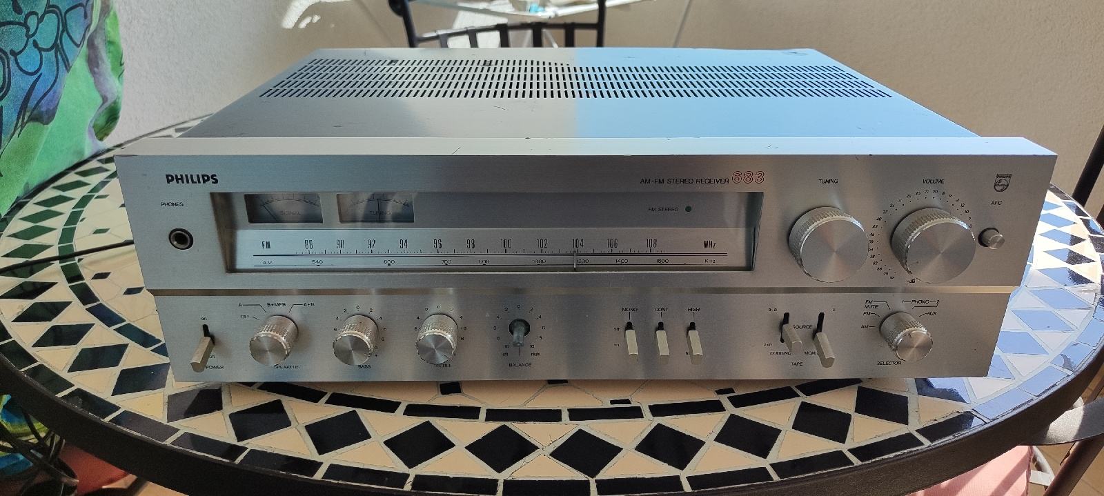 Philips receiver 22AH683/22