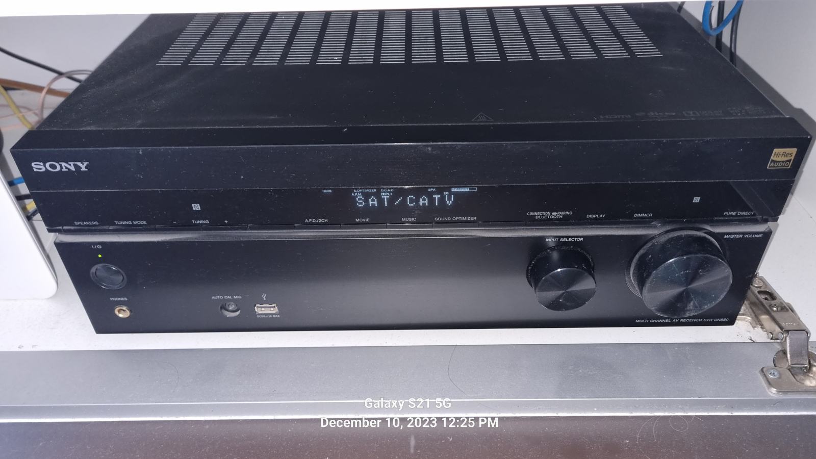 Prodajem AV Receiver SONY STR-DN850