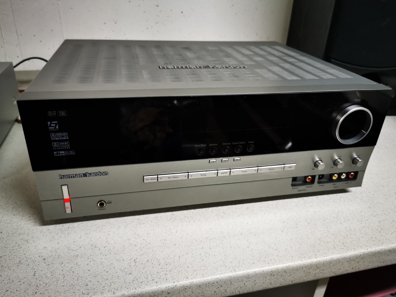 Receiver Harman Kardon AVR 235