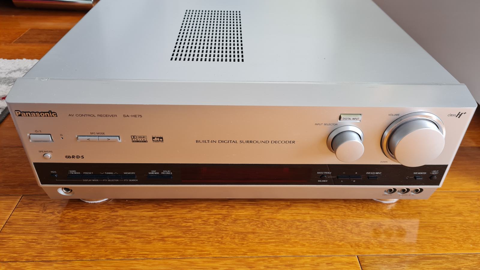 Receiver Panasonic SA-HE75