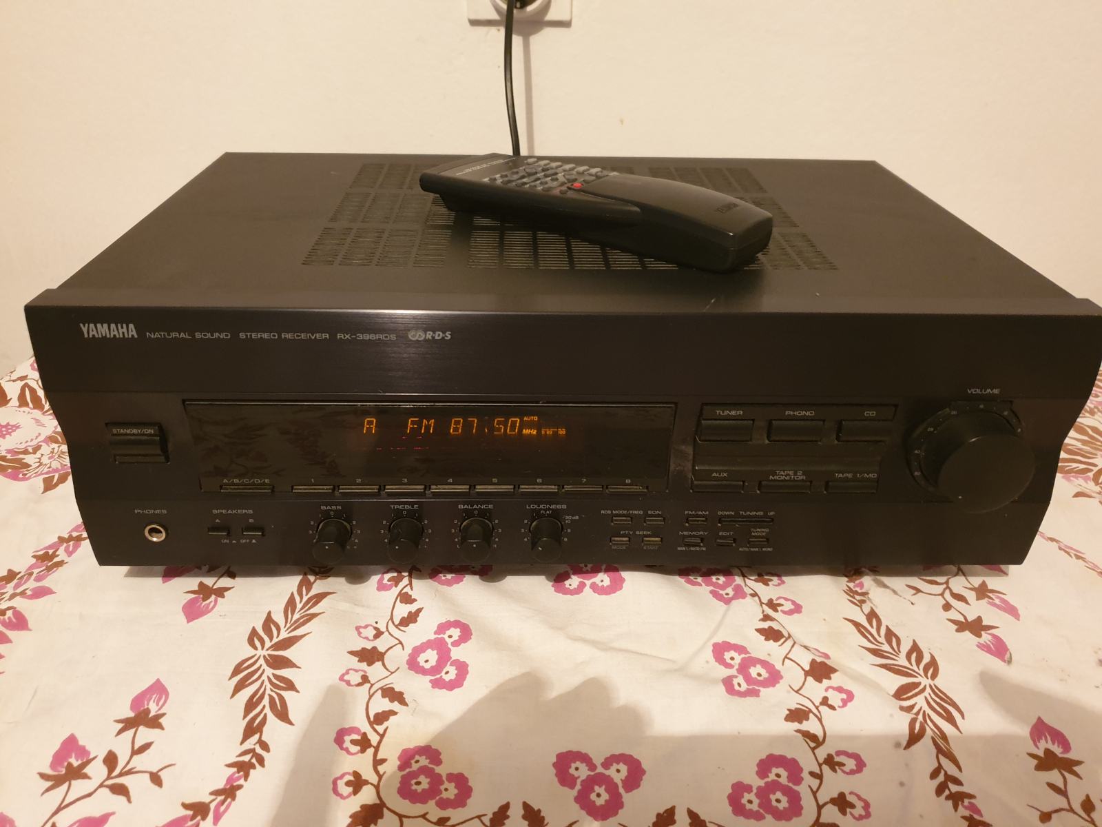 RECEIVER Yamaha RX-396RDS u crnom