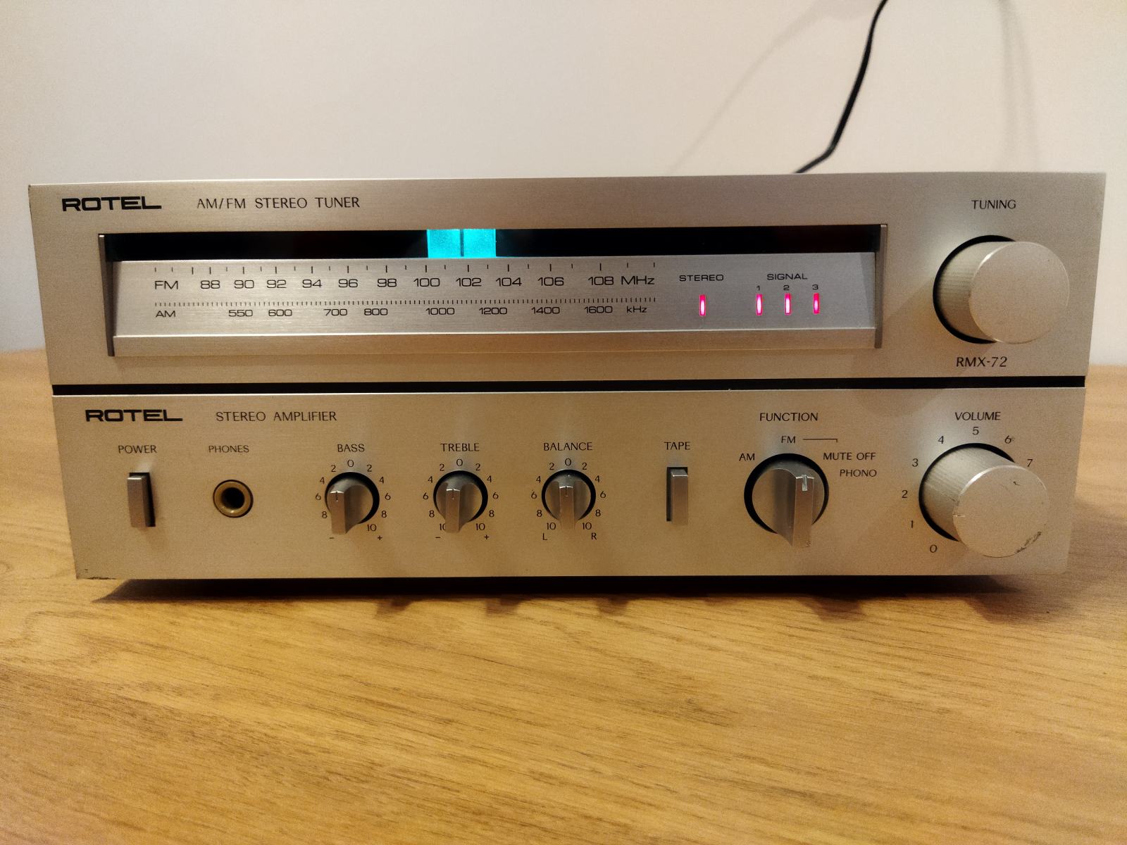 ROTEL RMX-72 Vintage Midi Receiver (1981) 2 x 20W RMS
