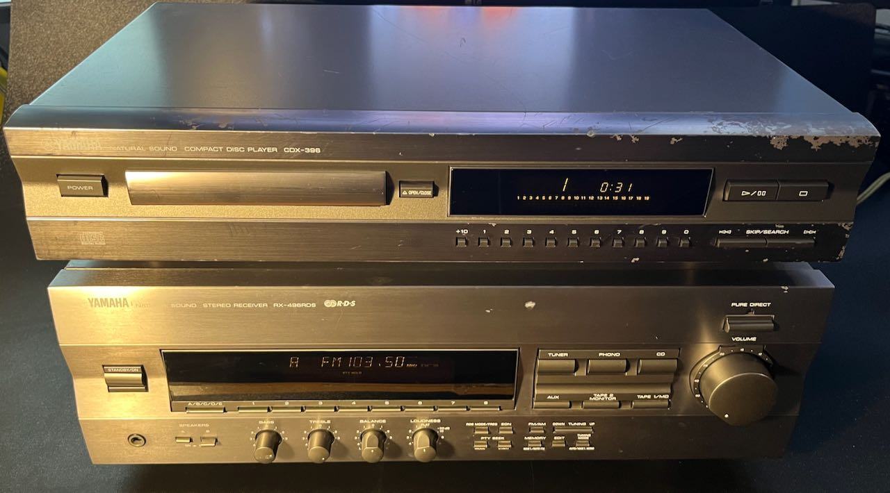 Yamaha HiFi komplet (RX-496RDS AV Receiver + CDX-396 CD Player)