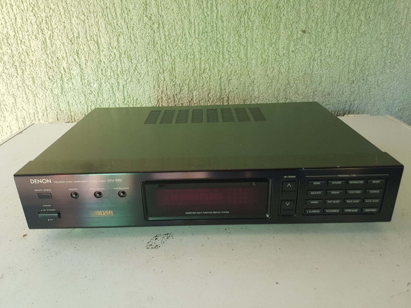 Denon digitalni tuner