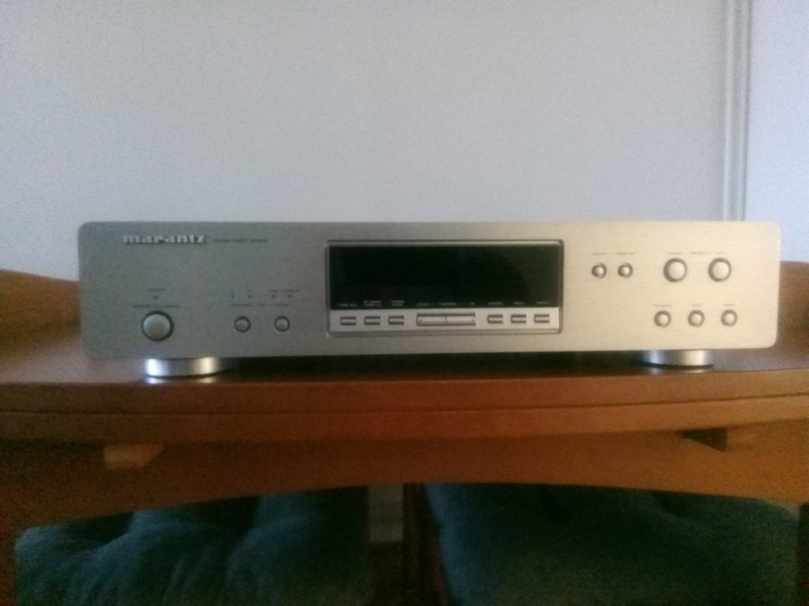 Tuner Marantz ST6001