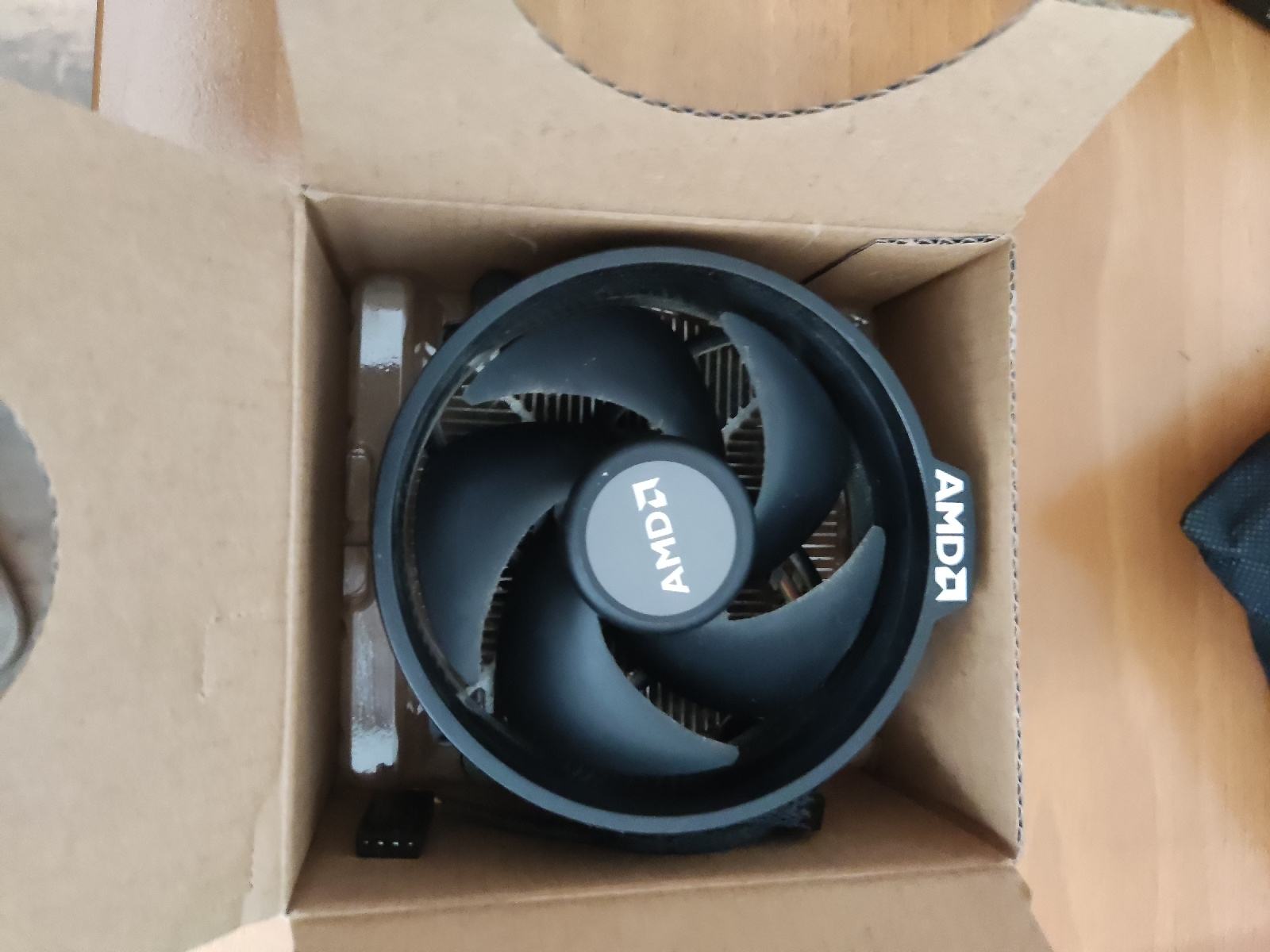 AMD AM4 stock cooler